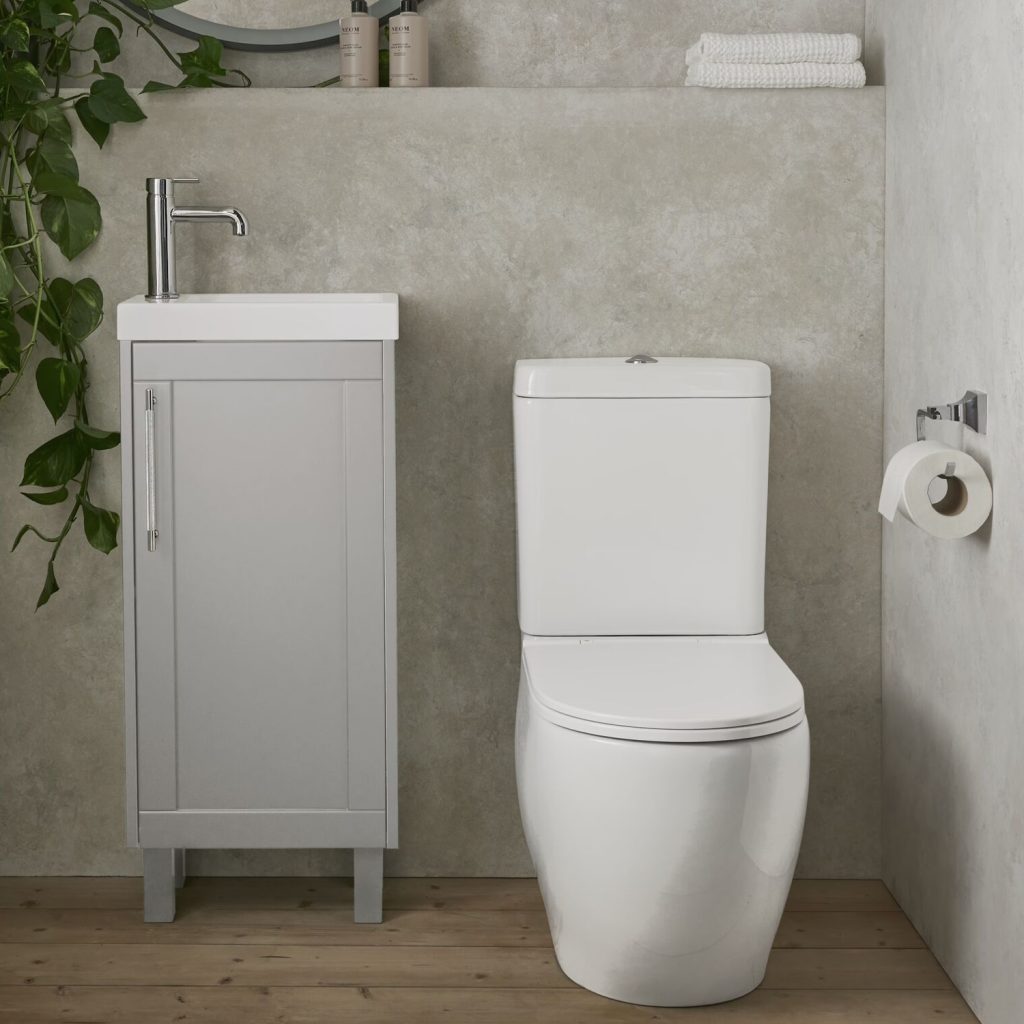 Heritage Stamford Close Coupled WC and Cistern - Homecare Appliances Online
